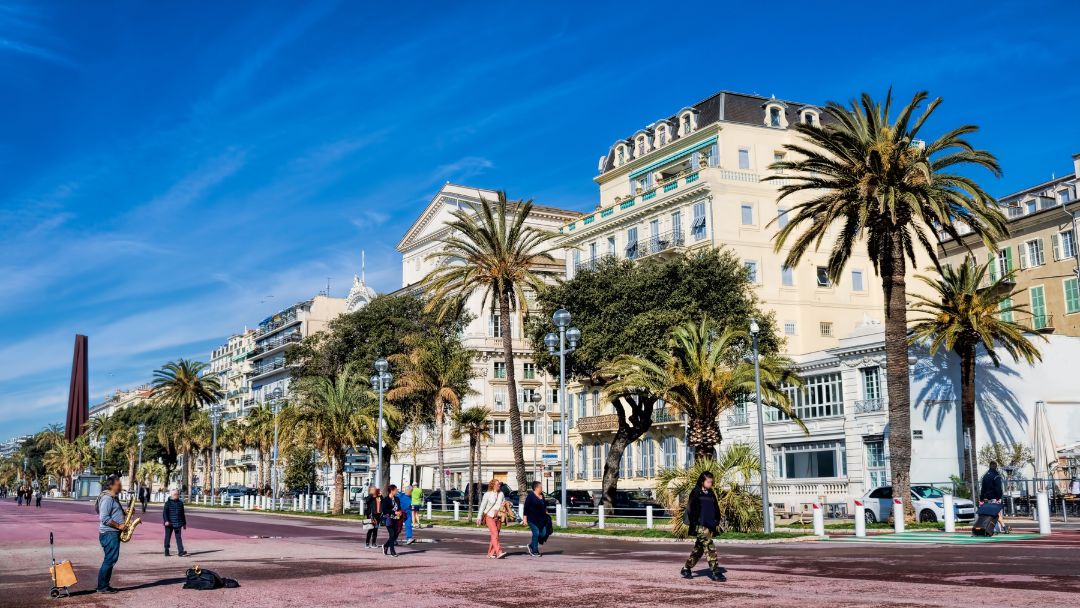 Promenade des Anglais in Nice: walks, information and tips
